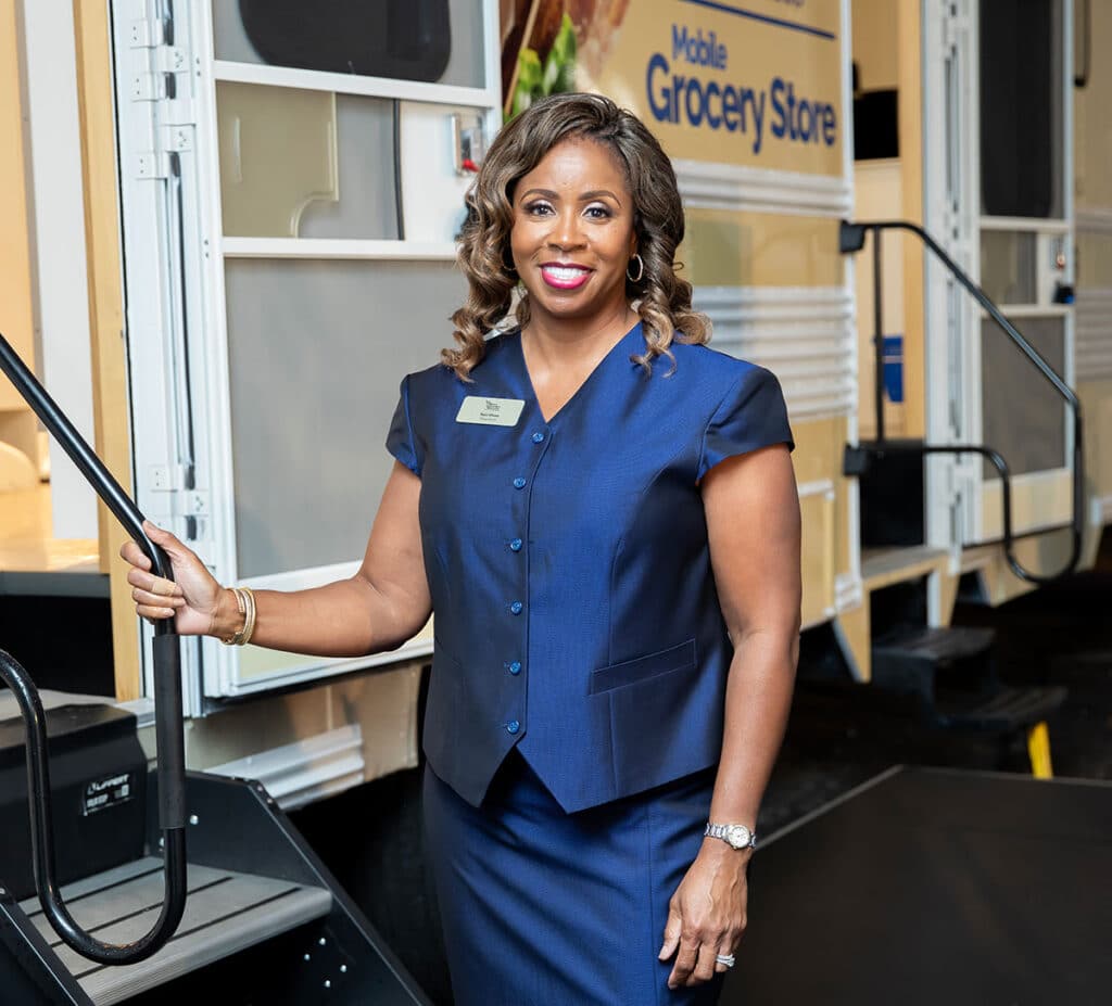 Mobile Grocery Bus | Mercy Deliverance Ministries
